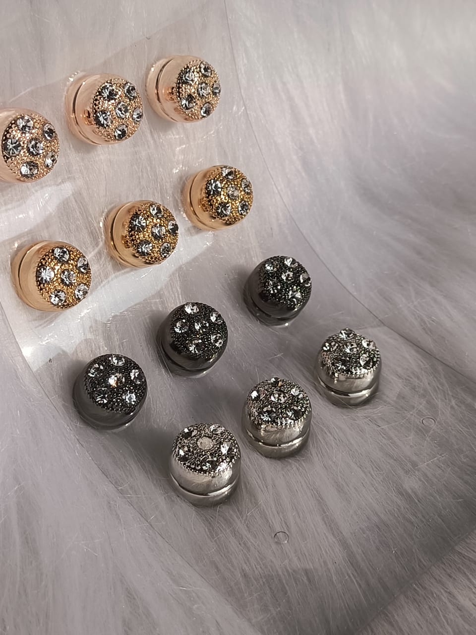 LUXE MAGNETIC PINS – hijabessence